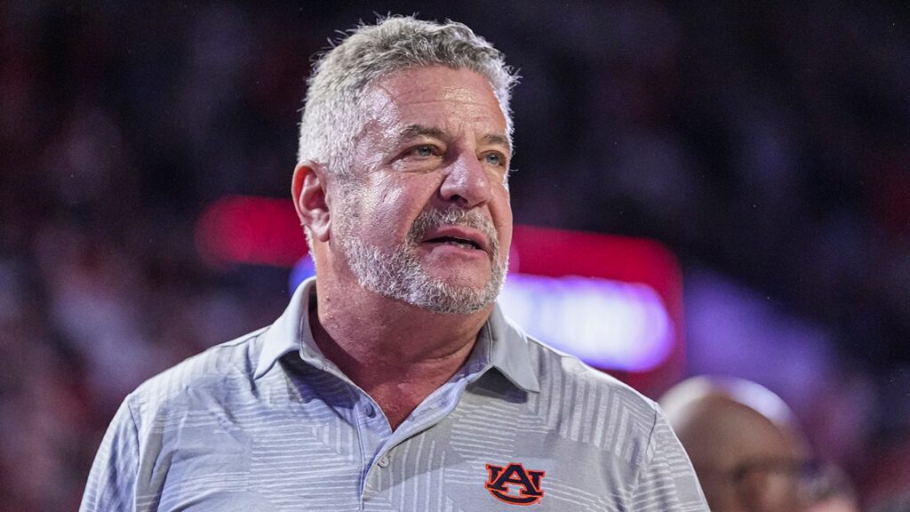 Bruce Pearl revela por que a estratégia do Oriente Médio de Trump está ...